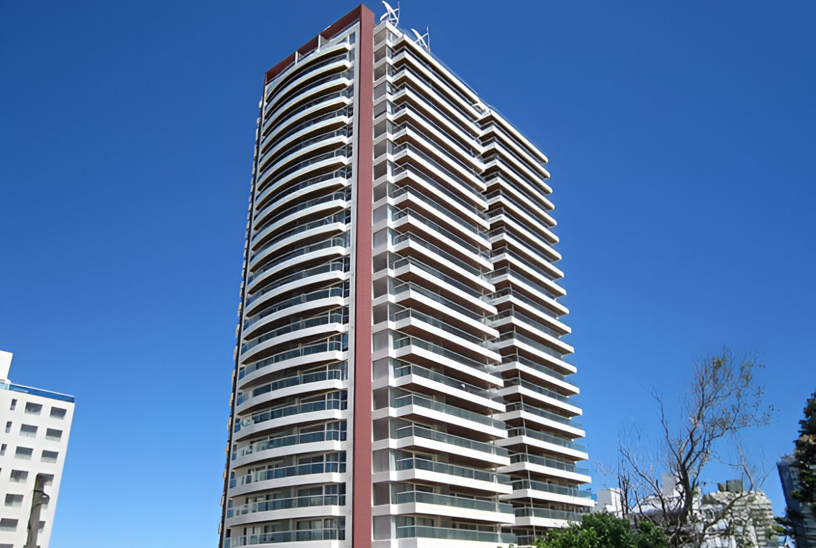 ICON BRAVA TOWER | Plaza Mayor propiedades